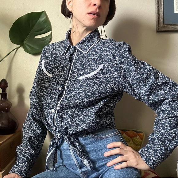 Banjo | Tops | Vintage Banjo Western Crop | Poshmark